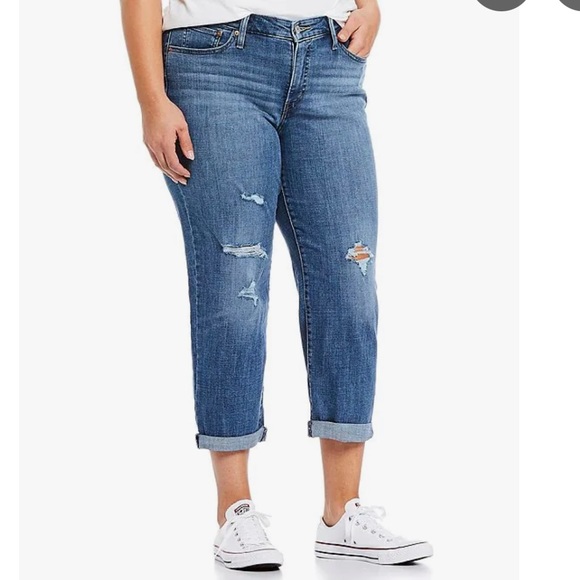 Levi's | Jeans | Levis Plus Size Distressed Crop Boyfriend Jeans | Poshmark
